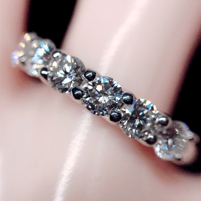TASAKI - タサキ 1.00ct ハーフエタニティ ダイヤモンドリング TASAKI - タサキ 1.00ct ハーフエタニティ ダイヤモンドリング