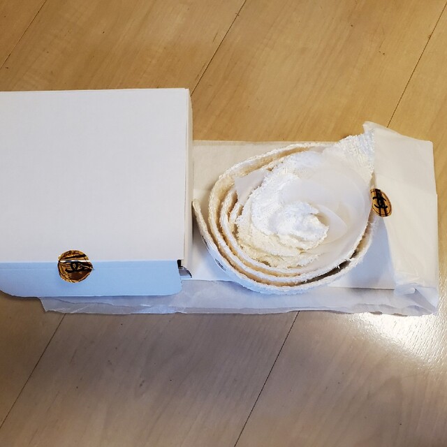 CHANEL - 新品‼️未使用 CHANEL シャネル スーツ 40 オフ CHANEL - 新品‼️未使用 CHANEL シャネル スーツ 40 オフ