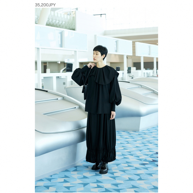 ENFOLD - ENFOLD WAVE COLLAR PULLOVER ブラウス ENFOLDのシャツ ENFOLD - ENFOLD WAVE COLLAR PULLOVER ブラウス ENFOLDのシャツ
