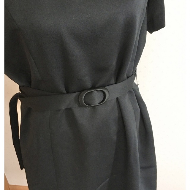 美品】礼服 ロング ワンピース ベルト付き ブラック 半袖 美品】礼服 ロング ワンピース ベルト付き ブラック 半袖