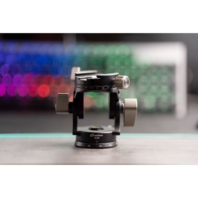 Dell P2419HC 23.8インチ ワイド USB-C モニタ Dell P2419HC 23.8インチ ワイド USB-C モニタ