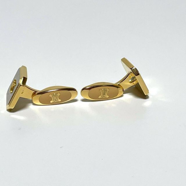セリーヌ カフス ビンテージ ゴールド トリオンフ 金 箱付き セリーヌ カフス ビンテージ ゴールド トリオンフ 金 箱付き