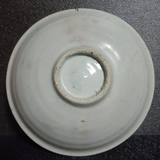 本物保証❗️】江戸時代初期 初期伊万里 染付草花図 18.9cm皿 1 本物保証❗️】江戸時代初期 初期伊万里 染付草花図 18.9cm皿 1