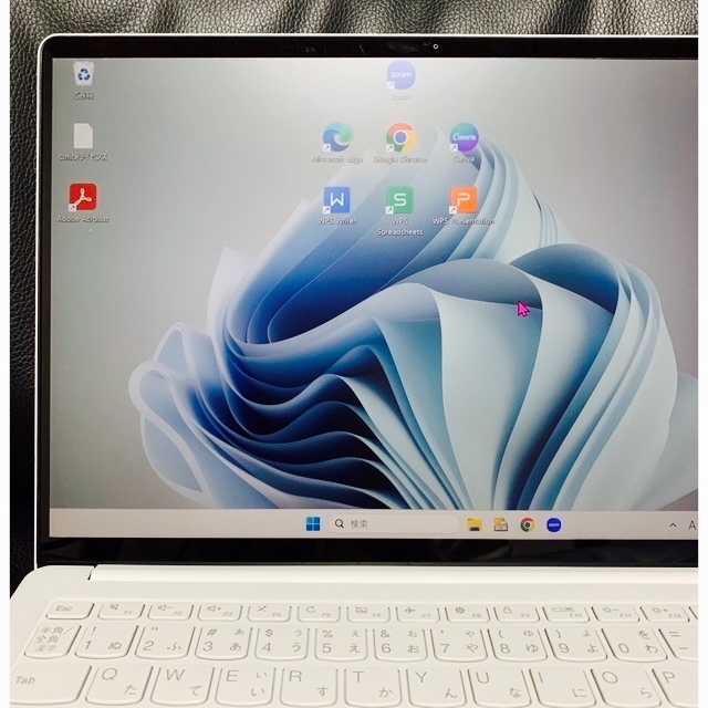 薄型 Lenovo ideapad 10世代i5 CPU 13.3インチ 薄型 Lenovo ideapad 10世代i5 CPU 13.3インチ
