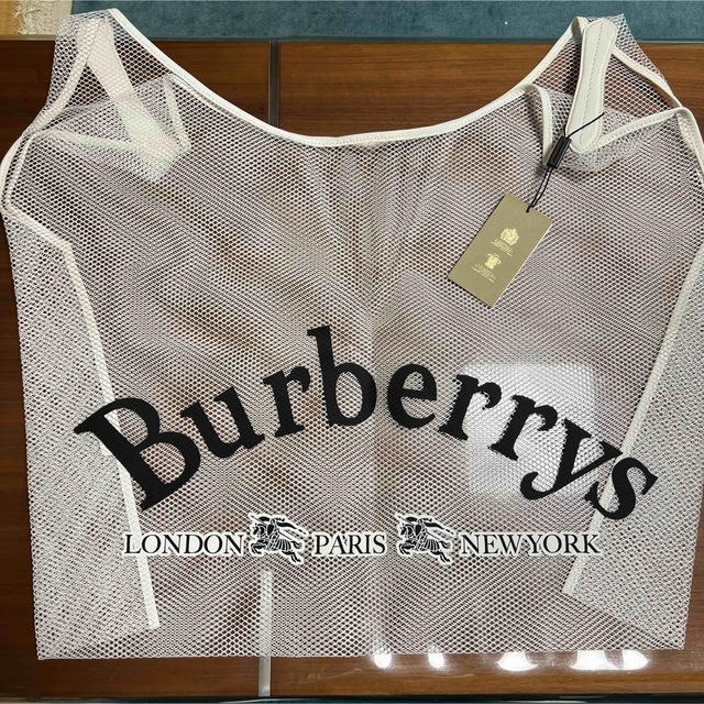 BURBERRY - 【新品未使用タグ付き】BURBERRY バーバリー 中身の BURBERRY - 【新品未使用タグ付き】BURBERRY バーバリー 中身の