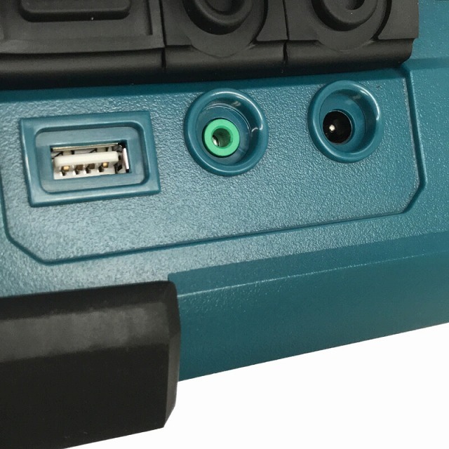 Makita - ☆未使用☆ makita マキタ 充電式スピーカー MR203 Makita - ☆未使用☆ makita マキタ 充電式スピーカー MR203