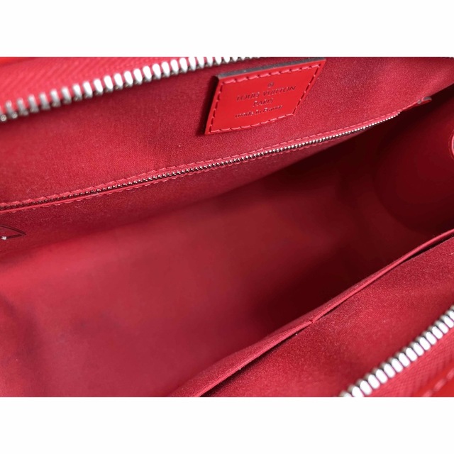 Louis Vuitton Sufuro MM エピ ショルダーバッグ Louis Vuitton Sufuro MM エピ ショルダーバッグ