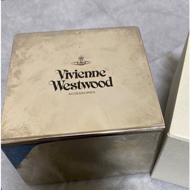 Vivienne Westwood - ヴィヴィアン シール バングル ウォッチ Vivienne Westwood - ヴィヴィアン シール バングル ウォッチ