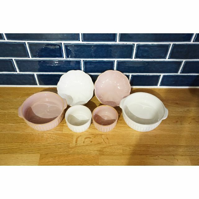 Francfranc - 【新品未使用】ピンクと白 北欧風食器6点セット Francfranc - 【新品未使用】ピンクと白 北欧風食器6点セット