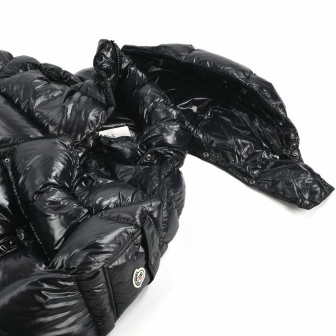 MONCLER - 【WHITE】モンクレール ダウンジャケットの通販 by MONCLER - 【WHITE】モンクレール ダウンジャケットの通販 by