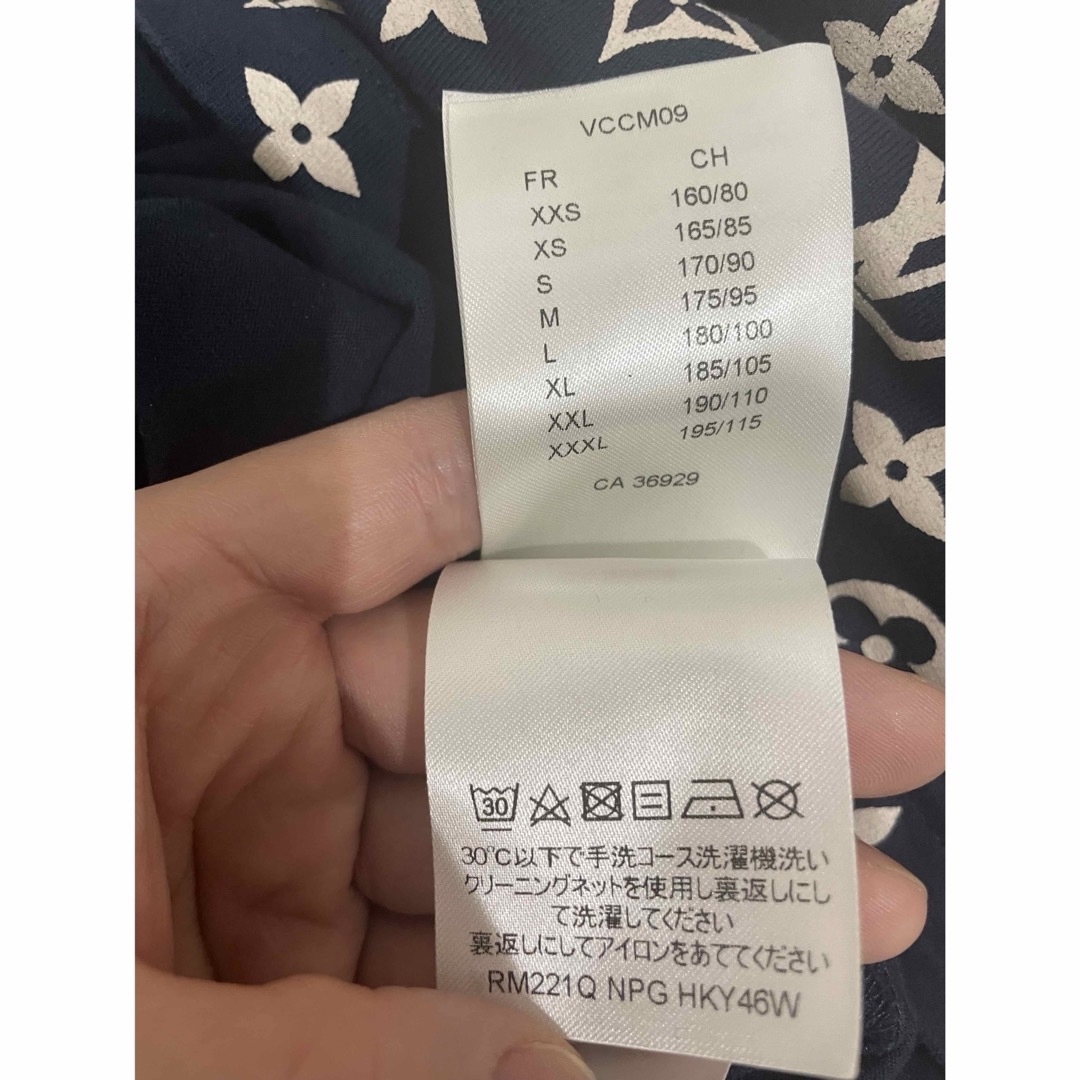 LOUIS VUITTONグラデーションTシャツ LOUIS VUITTONグラデーションTシャツ