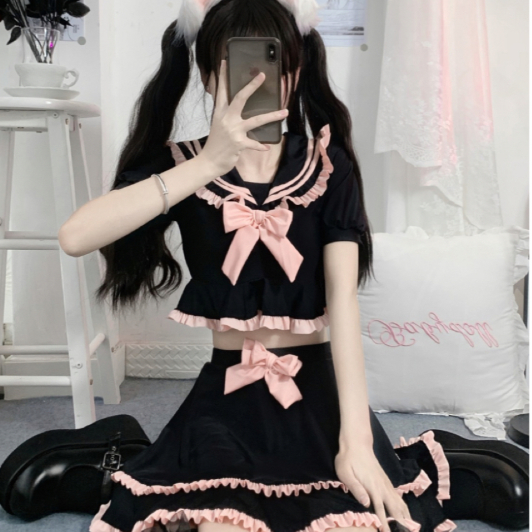 新品タグ付き セーラー服風 水着 セパレート 黒 ピンク リボン 新品タグ付き セーラー服風 水着 セパレート 黒 ピンク リボン