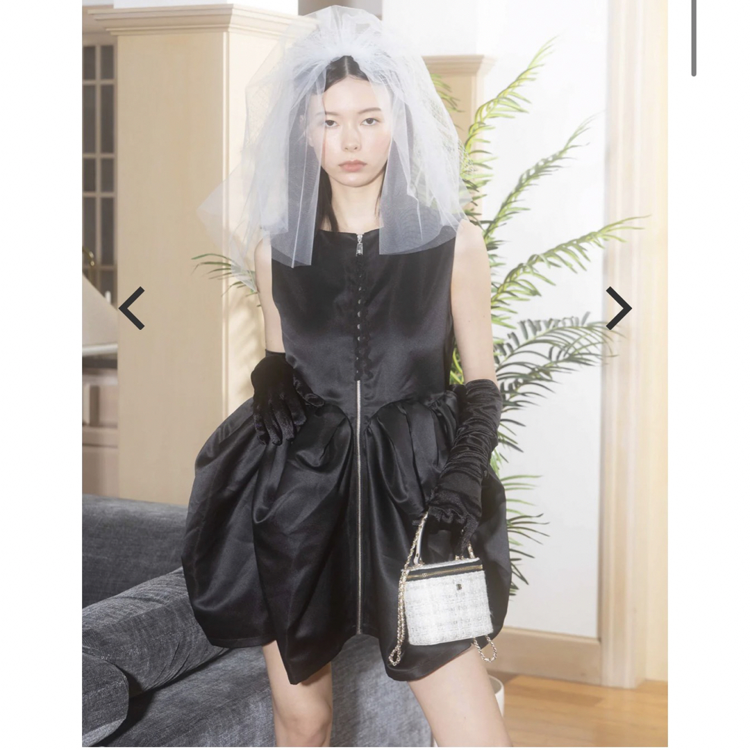 完売❤️新品タグ付 Bibily BIANCA DRESS ビアンカドレス 完売❤️新品タグ付 Bibily BIANCA DRESS ビアンカドレス