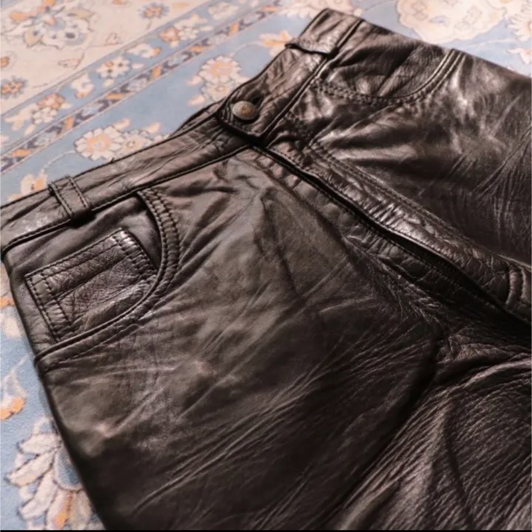 Lewis Leathers - メイドインスペイン 羊革レザーパンツの通販 Lewis Leathers - メイドインスペイン 羊革レザーパンツの通販