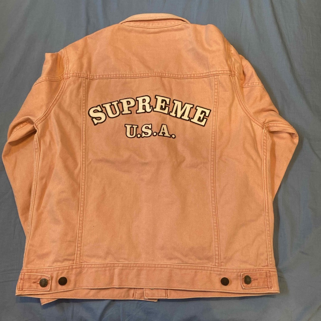 Supreme - 激レア! supreme denim trucker jacket pinkの通販 Supreme - 激レア! supreme denim trucker jacket pinkの通販