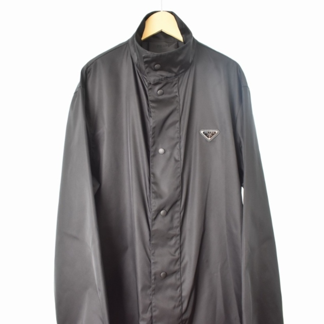PRADA - PRADA Re-Nylon リナイロン 三角プレート ジャンプ PRADA - PRADA Re-Nylon リナイロン 三角プレート ジャンプ