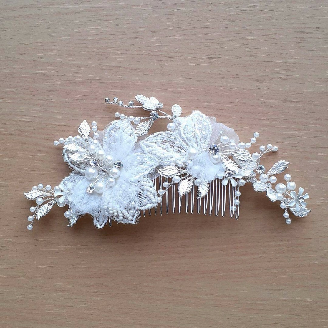TADASHI SHOJI - 【新品・未使用】TADASHI SHOJI フラワー TADASHI SHOJI - 【新品・未使用】TADASHI SHOJI フラワー