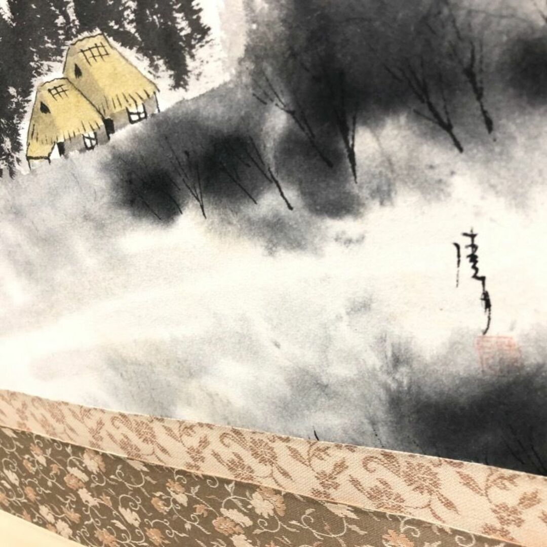 掛軸 鈴子輝月『牡丹』木箱+会津陵月『水墨山水』紙箱+風鎮 掛軸 鈴子輝月『牡丹』木箱+会津陵月『水墨山水』紙箱+風鎮
