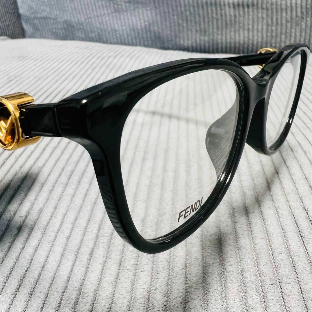 FENDI - 【新品】FENDI フェンディ お洒落 伊達メガネ 高級 FENDI - 【新品】FENDI フェンディ お洒落 伊達メガネ 高級
