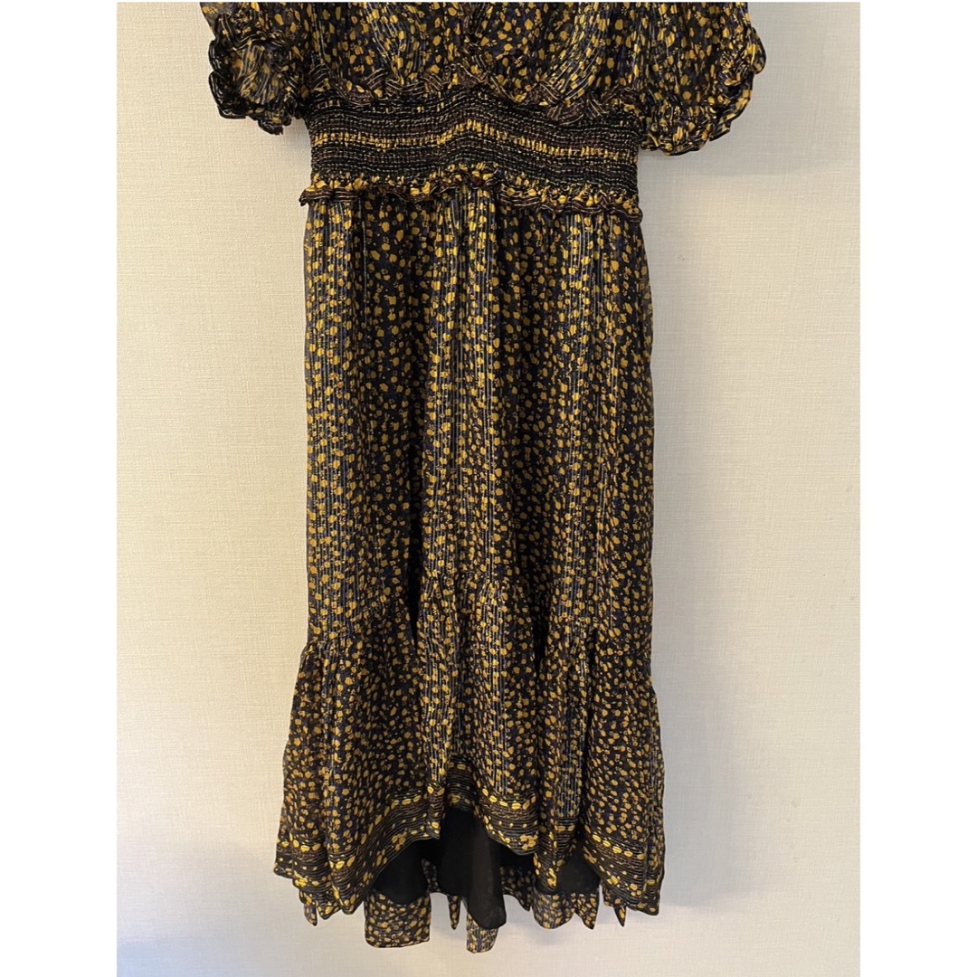 ULLA JOHNSON - 新品 ウラジョンソン ワンピースの通販 by ULLA JOHNSON - 新品 ウラジョンソン ワンピースの通販 by