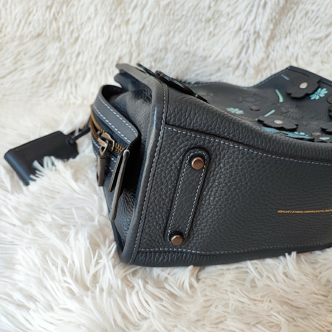 COACH - 【タグ付】COACH ローグ25 ティーローズ ネイビー 2way COACH - 【タグ付】COACH ローグ25 ティーローズ ネイビー 2way