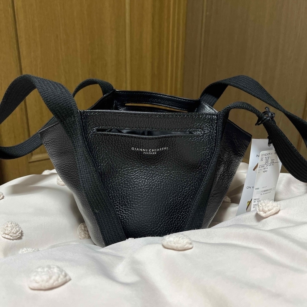 売り切り希望❣️新品未使用ジャンニキアリーニアジアバッグSサイズ 売り切り希望❣️新品未使用ジャンニキアリーニアジアバッグSサイズ