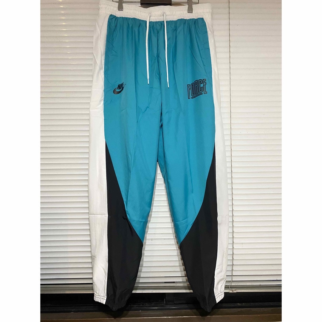 NIKE - 新品☆ナイキ☆NIKE◎ティファニーブルー◎上下 NIKE - 新品☆ナイキ☆NIKE◎ティファニーブルー◎上下