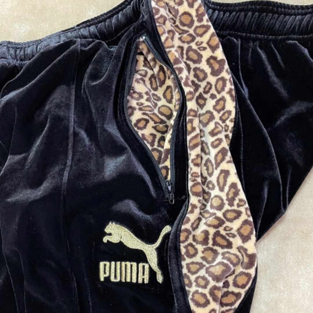 PUMA - PUMA ヒョウ柄 ジャージ セットアップ ベロアの通販 by PUMA - PUMA ヒョウ柄 ジャージ セットアップ ベロアの通販 by