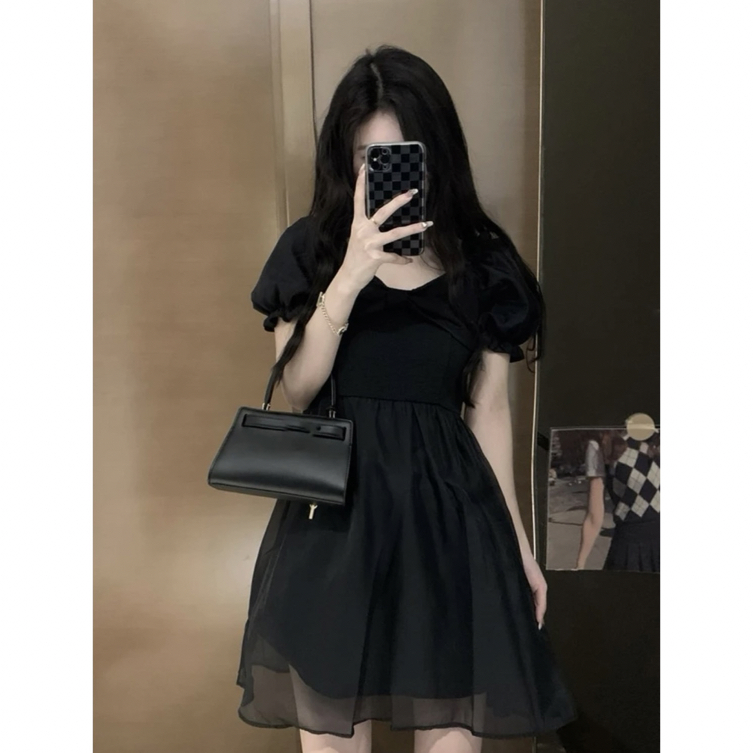 SHEIN黒ワンピース フリルトリム パフスリーブ 蝶々結びフロント SHEIN黒ワンピース フリルトリム パフスリーブ 蝶々結びフロント