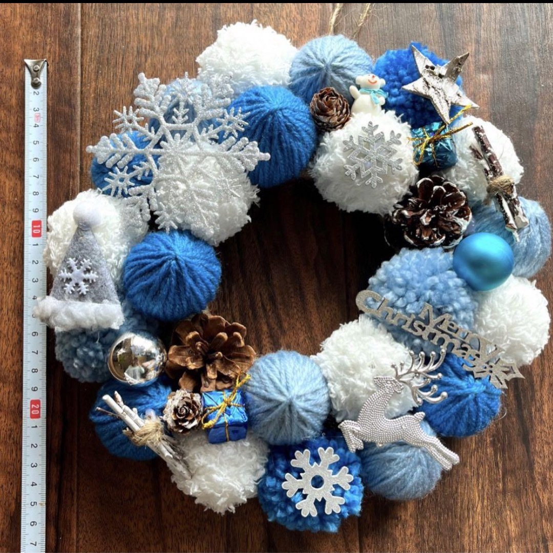 雪だるま クリスマスリース 毛糸玉リース ウェルカムリース 水色 雪だるま クリスマスリース 毛糸玉リース ウェルカムリース 水色