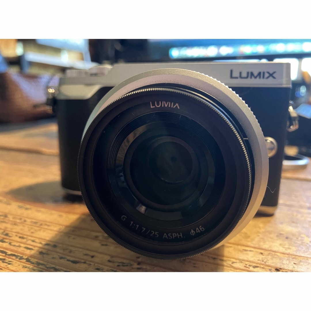 Panasonic DMC−GX7MK2 / LUMIX G 25mm F1.7 Panasonic DMC−GX7MK2 / LUMIX G 25mm F1.7