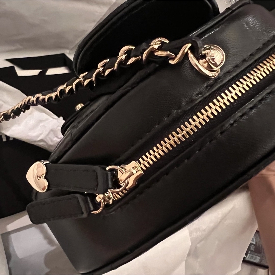 CHANEL - CHANEL シャネル ハート バッグ 22 ブラック 黒 CHANEL - CHANEL シャネル ハート バッグ 22 ブラック 黒