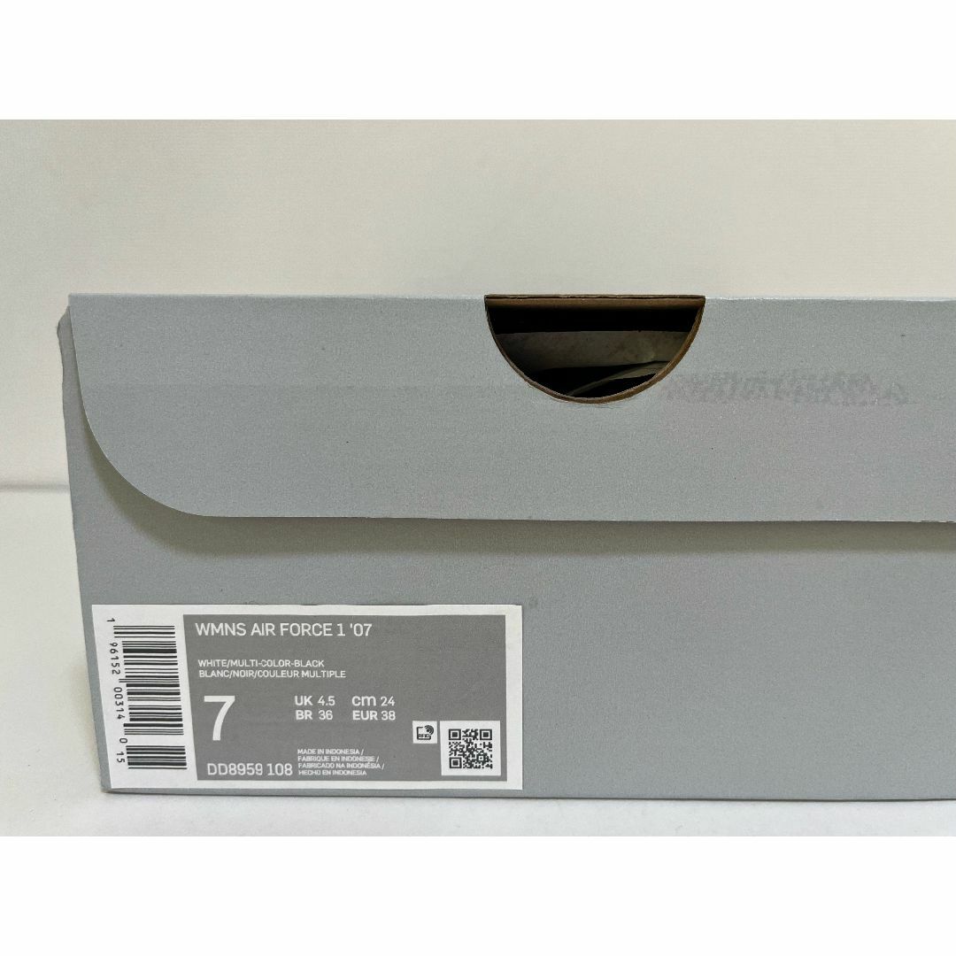 NIKE - 【新品】24cm NIKE WMNS AIRFORCE1 タイガーストライプス NIKE - 【新品】24cm NIKE WMNS AIRFORCE1 タイガーストライプス