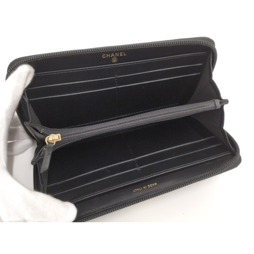CHANEL ボーイシャネル シェヴロン Vステッチ ラウンド CHANEL ボーイシャネル シェヴロン Vステッチ ラウンド