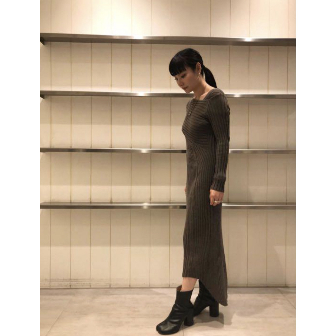 styling/ - 神崎恵さん着用 styling/ オープンバックニット styling/ - 神崎恵さん着用 styling/ オープンバックニット
