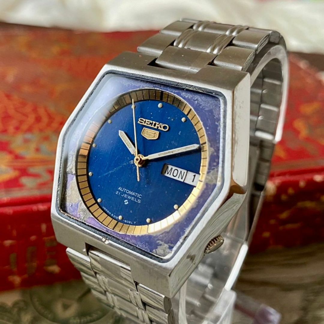 SEIKO - 【個性的】セイコー5 メンズ腕時計 ブルー 六角 自動 SEIKO - 【個性的】セイコー5 メンズ腕時計 ブルー 六角 自動