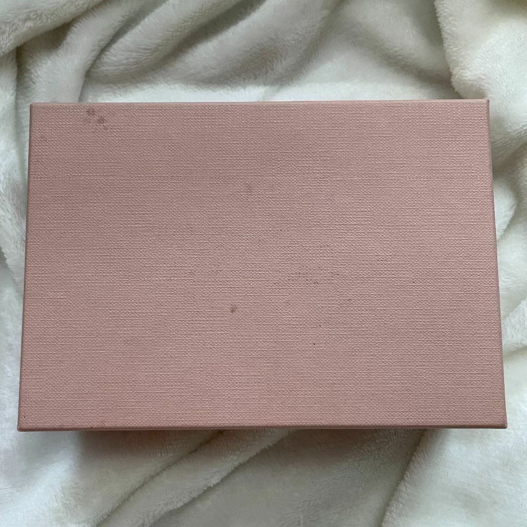 MIU MIU - 【箱・タグ有】miumiu リボン ウォレット 2つ折り MIU MIU - 【箱・タグ有】miumiu リボン ウォレット 2つ折り