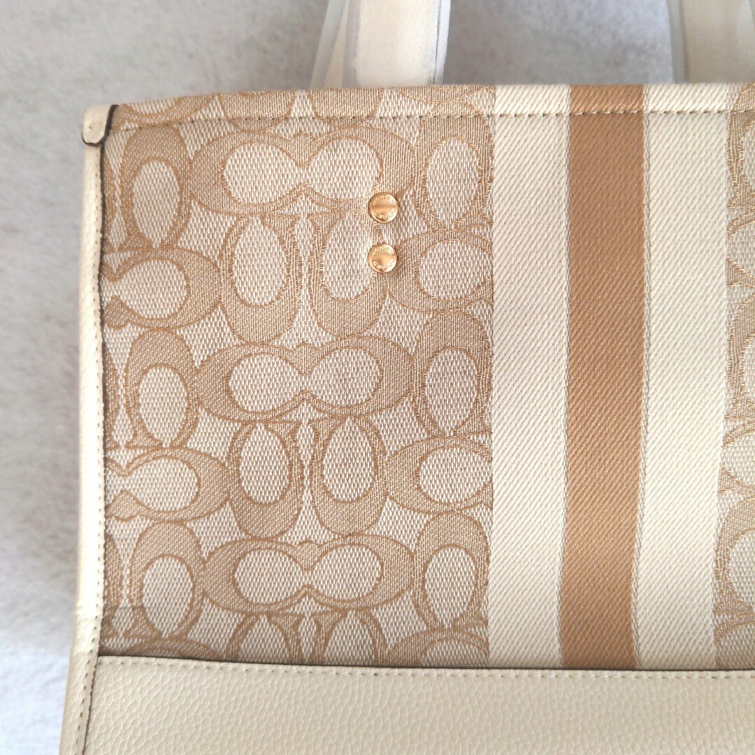 コーチ COACH トートバッグ ショルダーバック ベージュ ホワイト コーチ COACH トートバッグ ショルダーバック ベージュ ホワイト