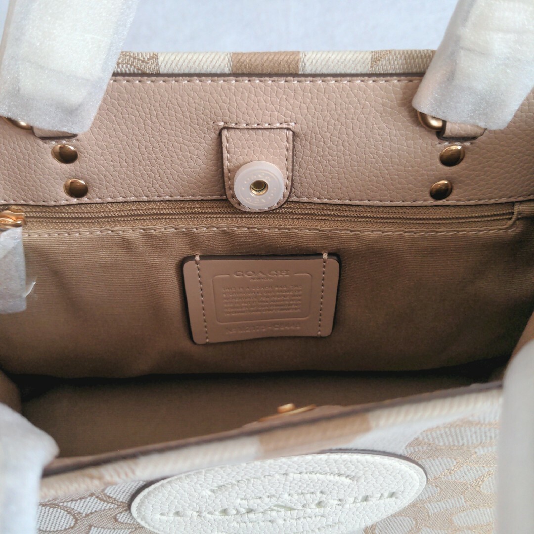コーチ COACH トートバッグ ショルダーバック ベージュ ホワイト コーチ COACH トートバッグ ショルダーバック ベージュ ホワイト