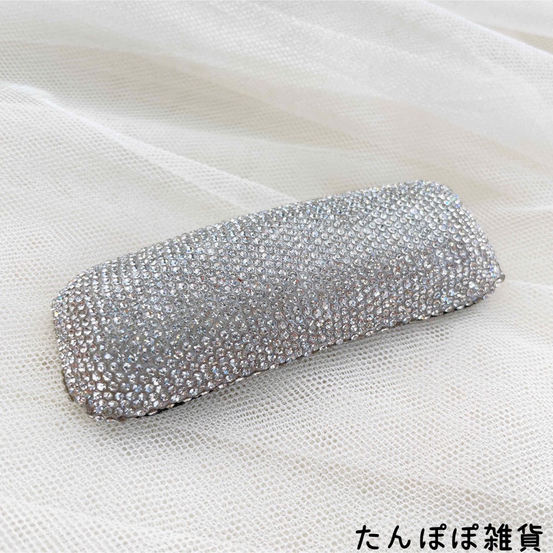 1個 ふわふわ大きめ四角形 キラキラストーン満々 パッチンピン 1個 ふわふわ大きめ四角形 キラキラストーン満々 パッチンピン