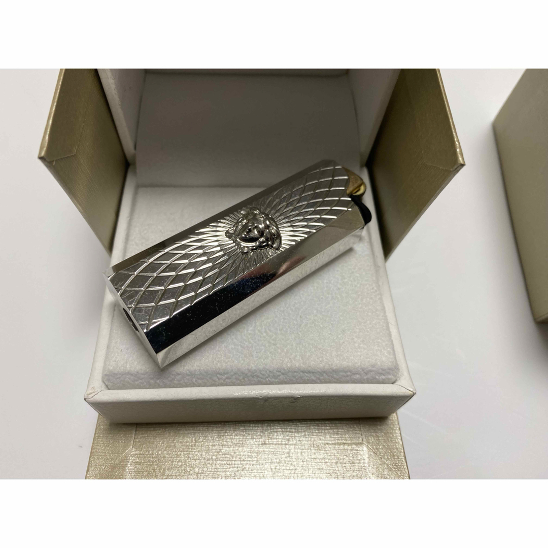 VERSACE - ヴェルサーチ 周年記念限定 ライターケース の通販 by VERSACE - ヴェルサーチ 周年記念限定 ライターケース の通販 by
