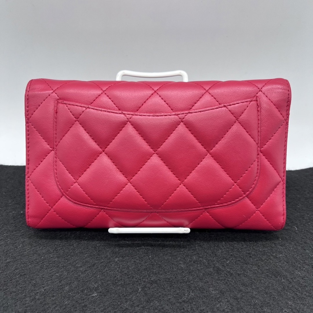 美品!シャネル ラムスキン マトラッセ 長財布 レッド 美品!シャネル ラムスキン マトラッセ 長財布 レッド