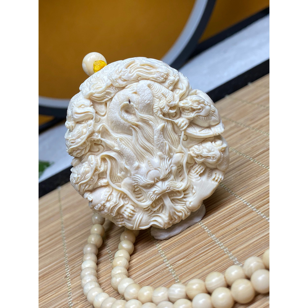 天然マンモス牙美しい手作り彫刻竜生九子 ネックレス 天然マンモス牙美しい手作り彫刻竜生九子 ネックレス