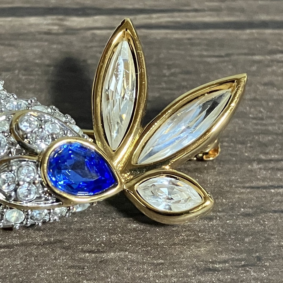 美品 可愛い!! SWAROVSKI スワロフスキー 小鳥 ブローチ 青 美品 可愛い!! SWAROVSKI スワロフスキー 小鳥 ブローチ 青