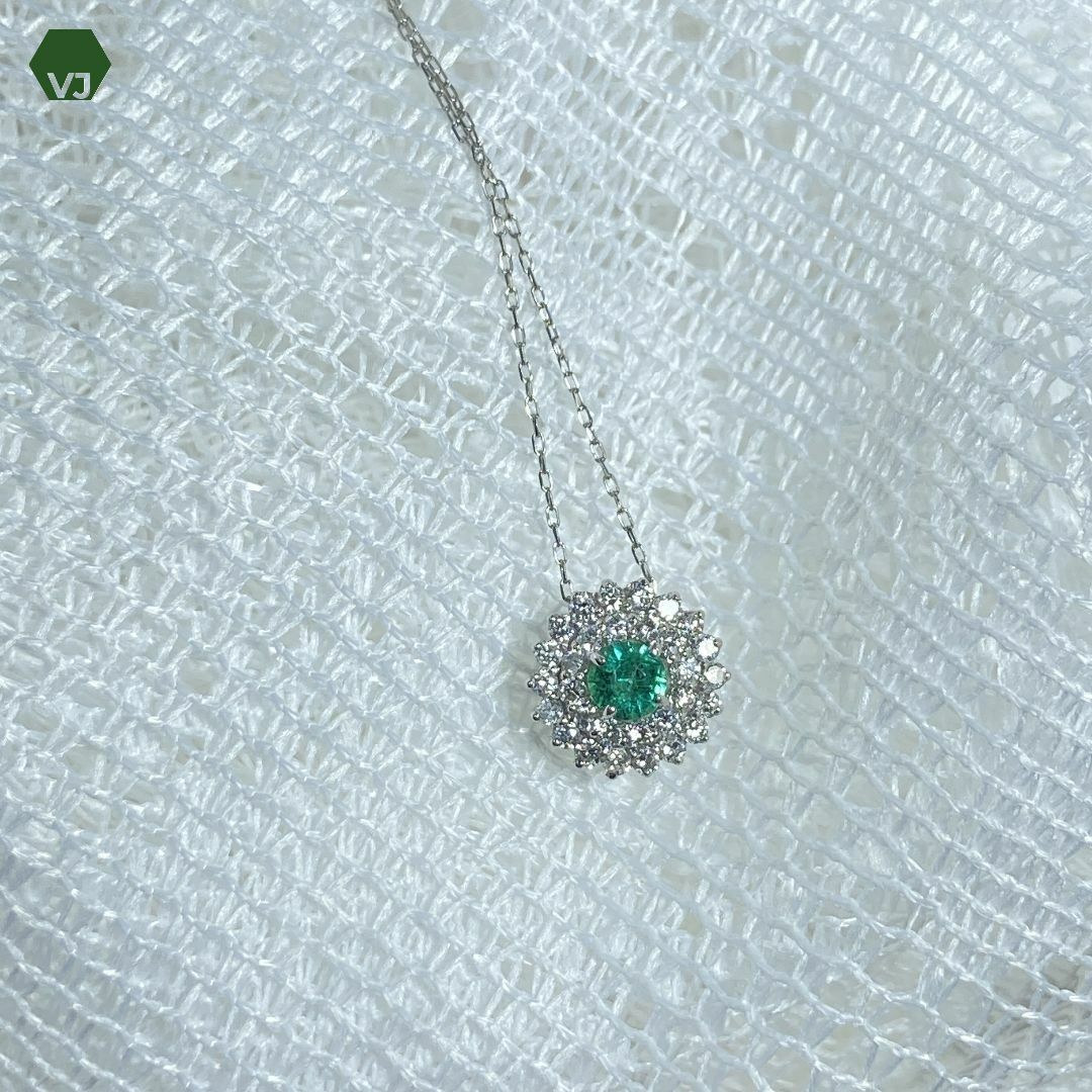 24-54】 【新品】エメラルドダイヤネックレスE0.15ctD0.25ct 24-54】 【新品】エメラルドダイヤネックレスE0.15ctD0.25ct