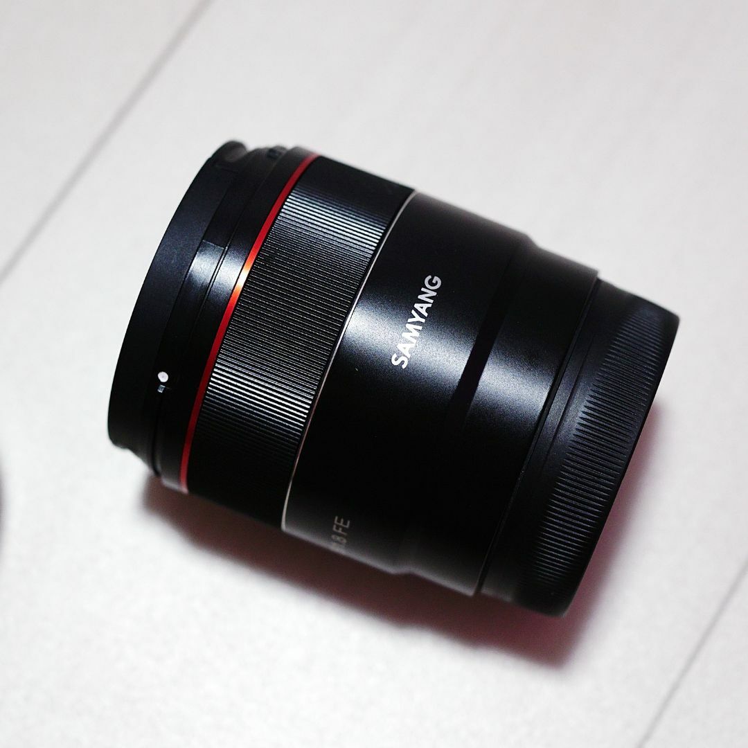 SAMYANG AF 35mm F1.8 FE SAMYANG AF 35mm F1.8 FE