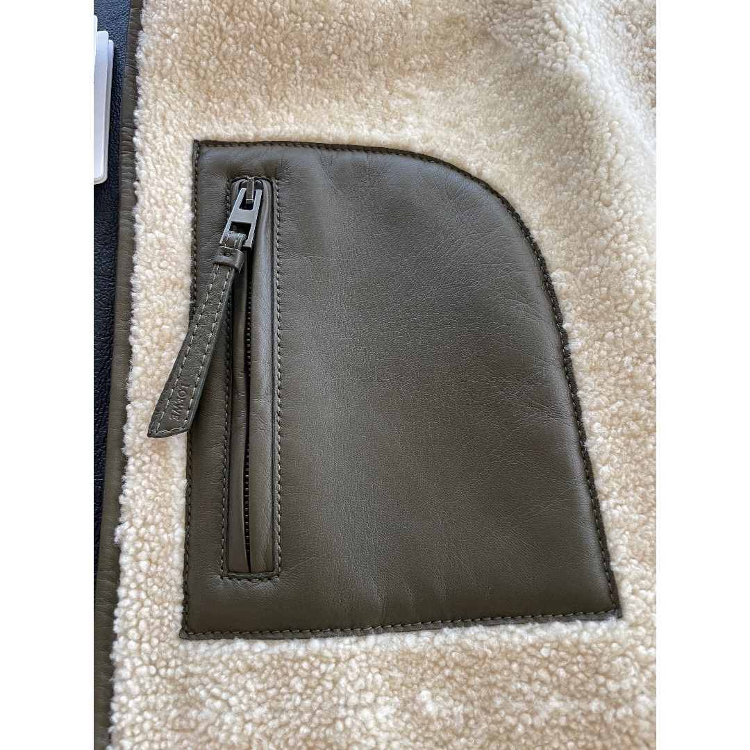 LOEWE - 【LOEWE】ロエベ ジップ シアリング ジャケット 46の LOEWE - 【LOEWE】ロエベ ジップ シアリング ジャケット 46の