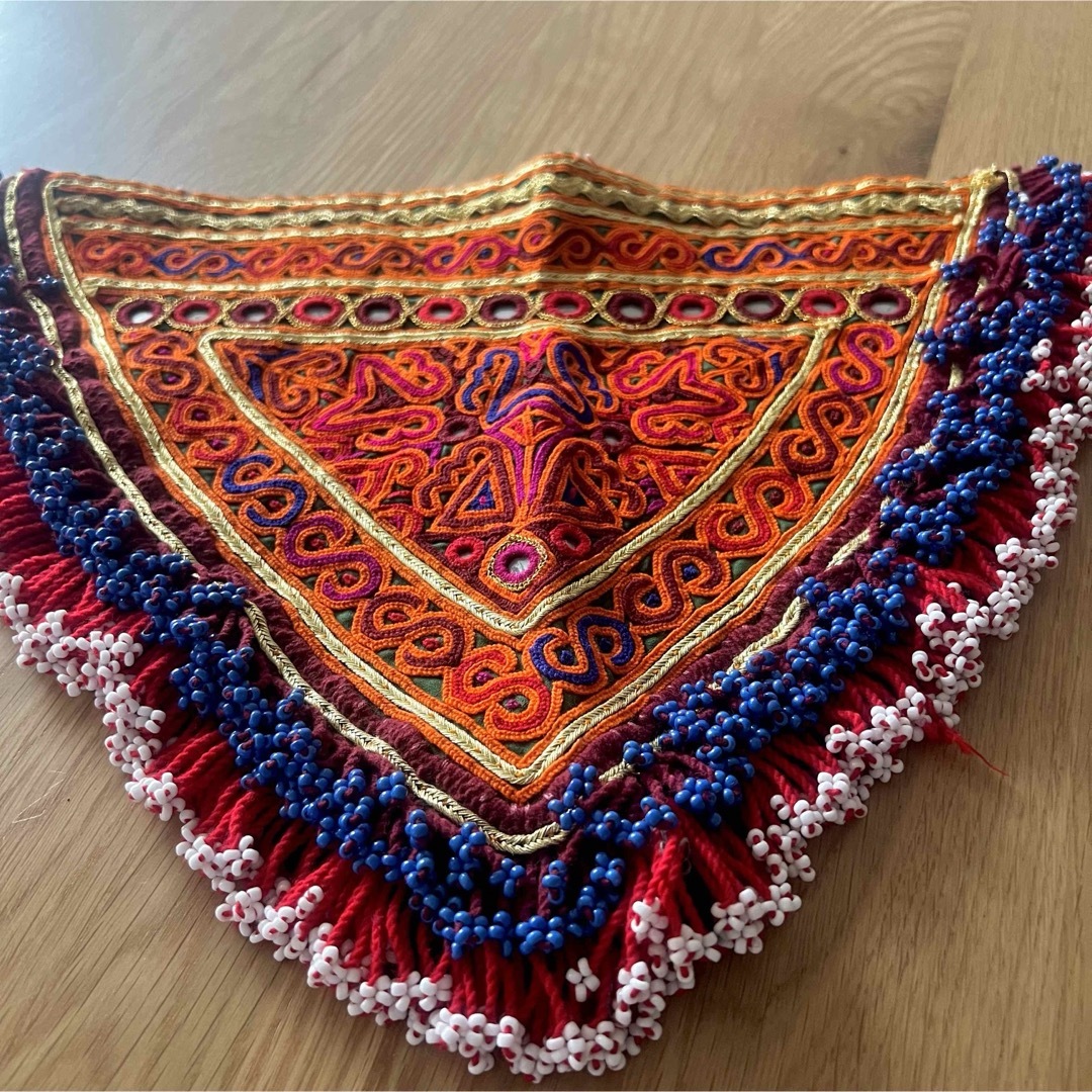 People Tree - アフガニスタン ミラーワーク 民族古布 刺繍生地 People Tree - アフガニスタン ミラーワーク 民族古布 刺繍生地