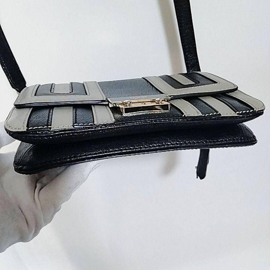 ANYA HINDMARCH - 未使用に近い 超美品 マニヤハインドマーチ ANYA HINDMARCH - 未使用に近い 超美品 マニヤハインドマーチ