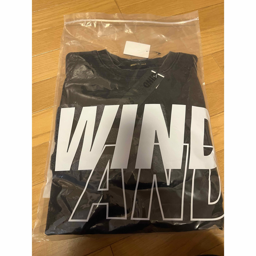 WIND AND SEA Sea Chenille Crew Neck 黒 WIND AND SEA Sea Chenille Crew Neck 黒